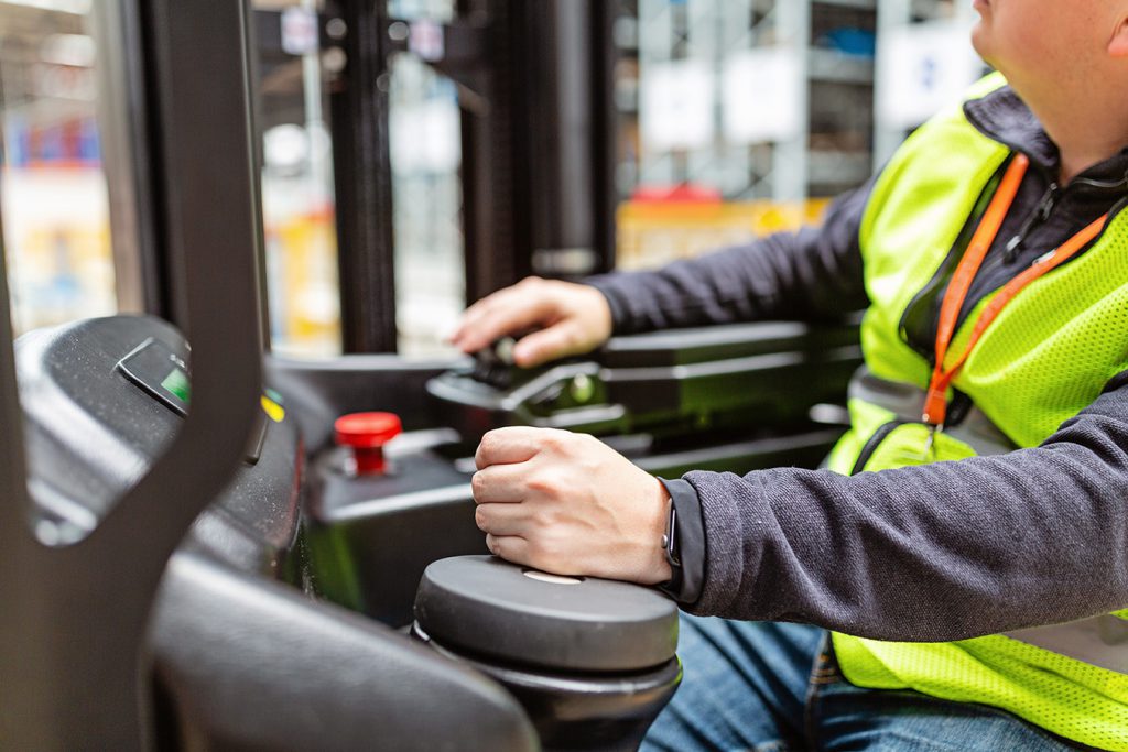Pivot Steer Forklift - Independent Training Solutions Ltd